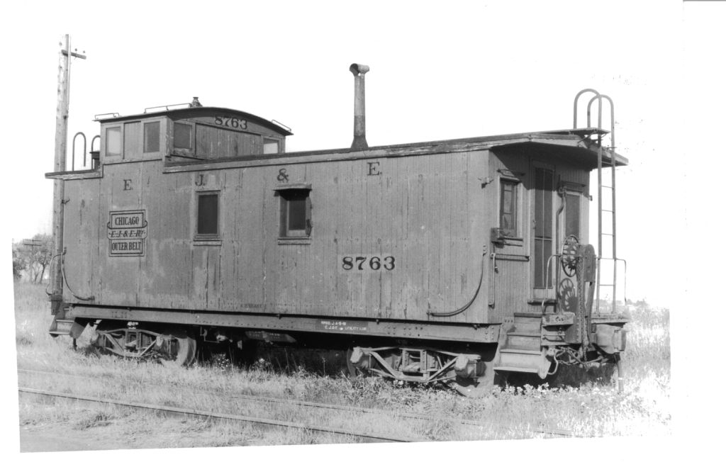 EJ&E Wood Caboose 8763